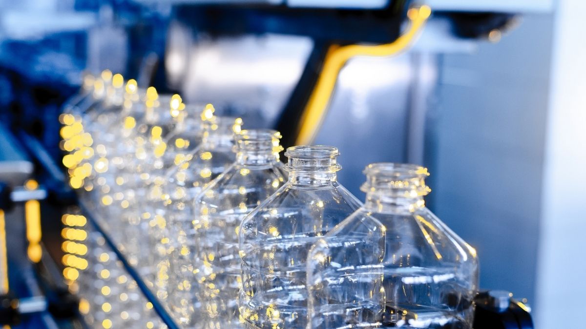 The Most Common Manufacturing Processes for Plastics