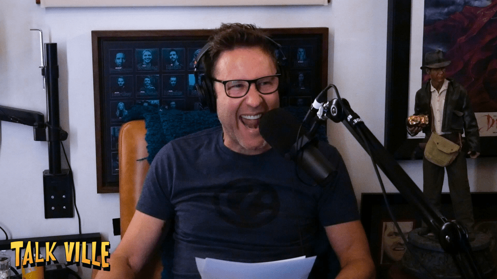 Tom Welling and Michael Rosenbaum revisit 'Shimmer' on latest Talk ...